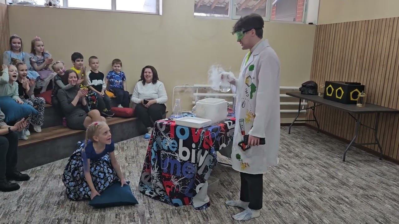 Научное шоу в лофте в Химках