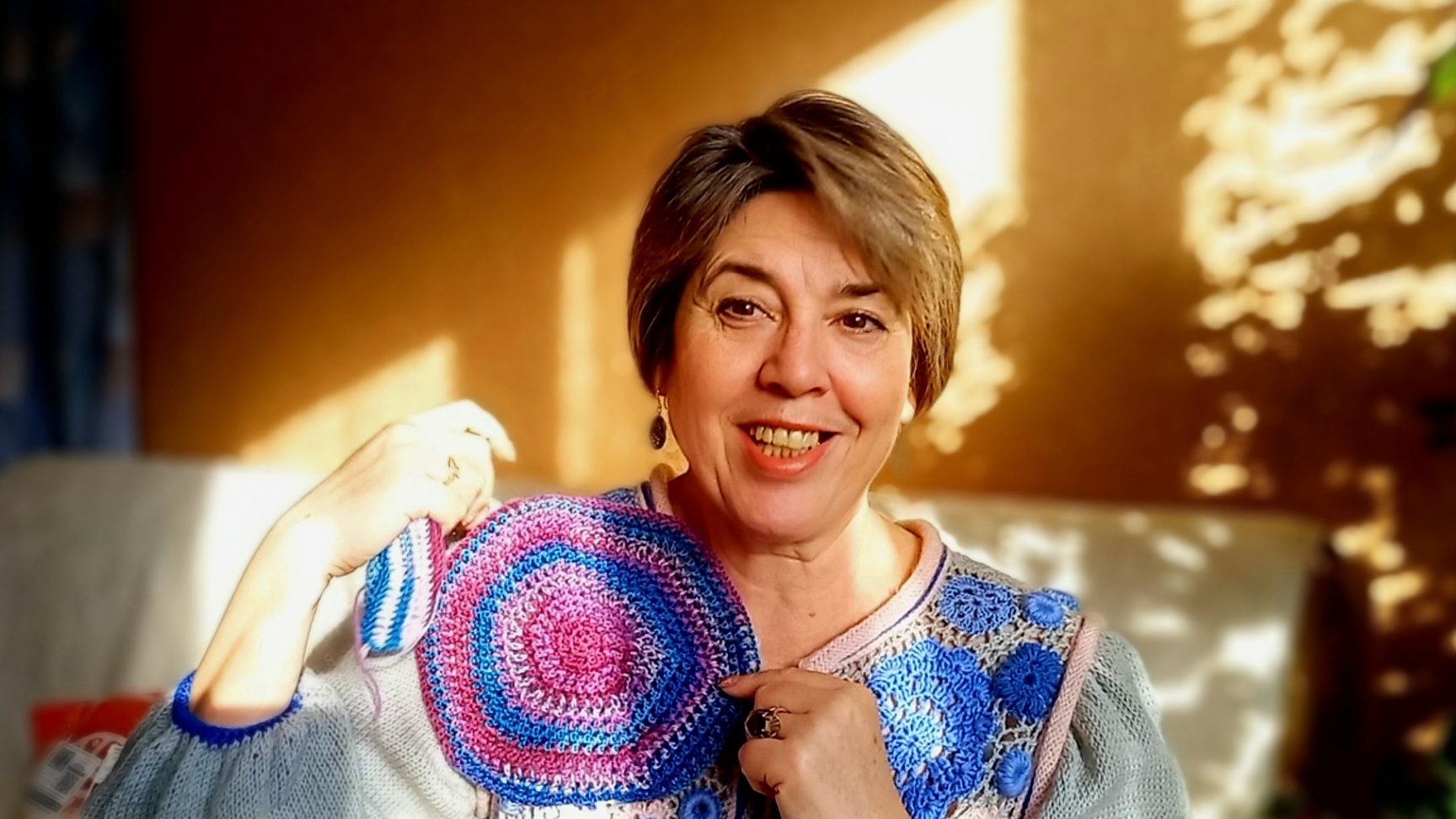 Юбка приказала долго жить, но зато появился новый кардиган