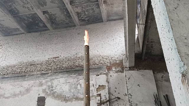 Горение факела от переработки мазута в пиролизной установке