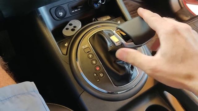 новая ручка акпп kia Sportage 3