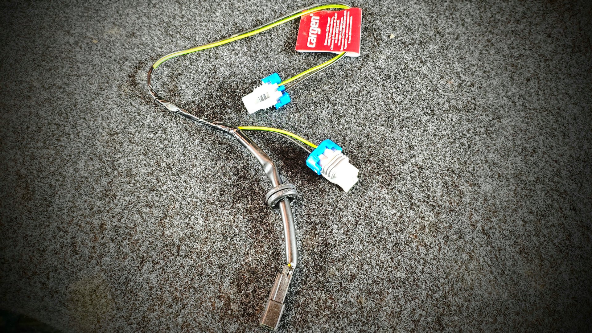 Замена проводки подсветки номера Калина1/Если не работает подсветка номера-самый последний вариант.