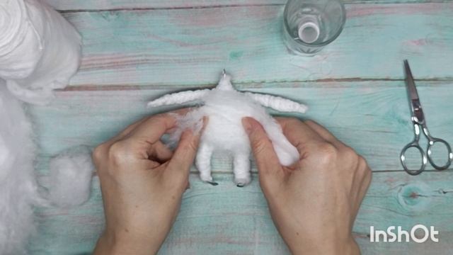 Ватный мишка: формируем объём