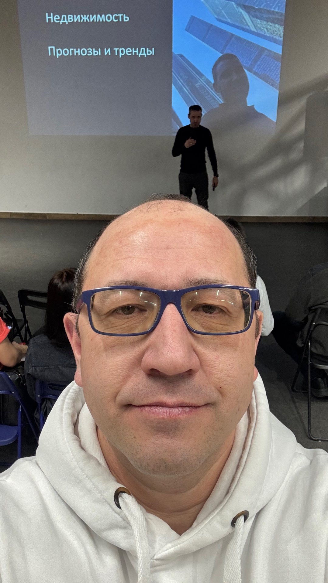 Мы все с вами выросли на русских народных сказках.