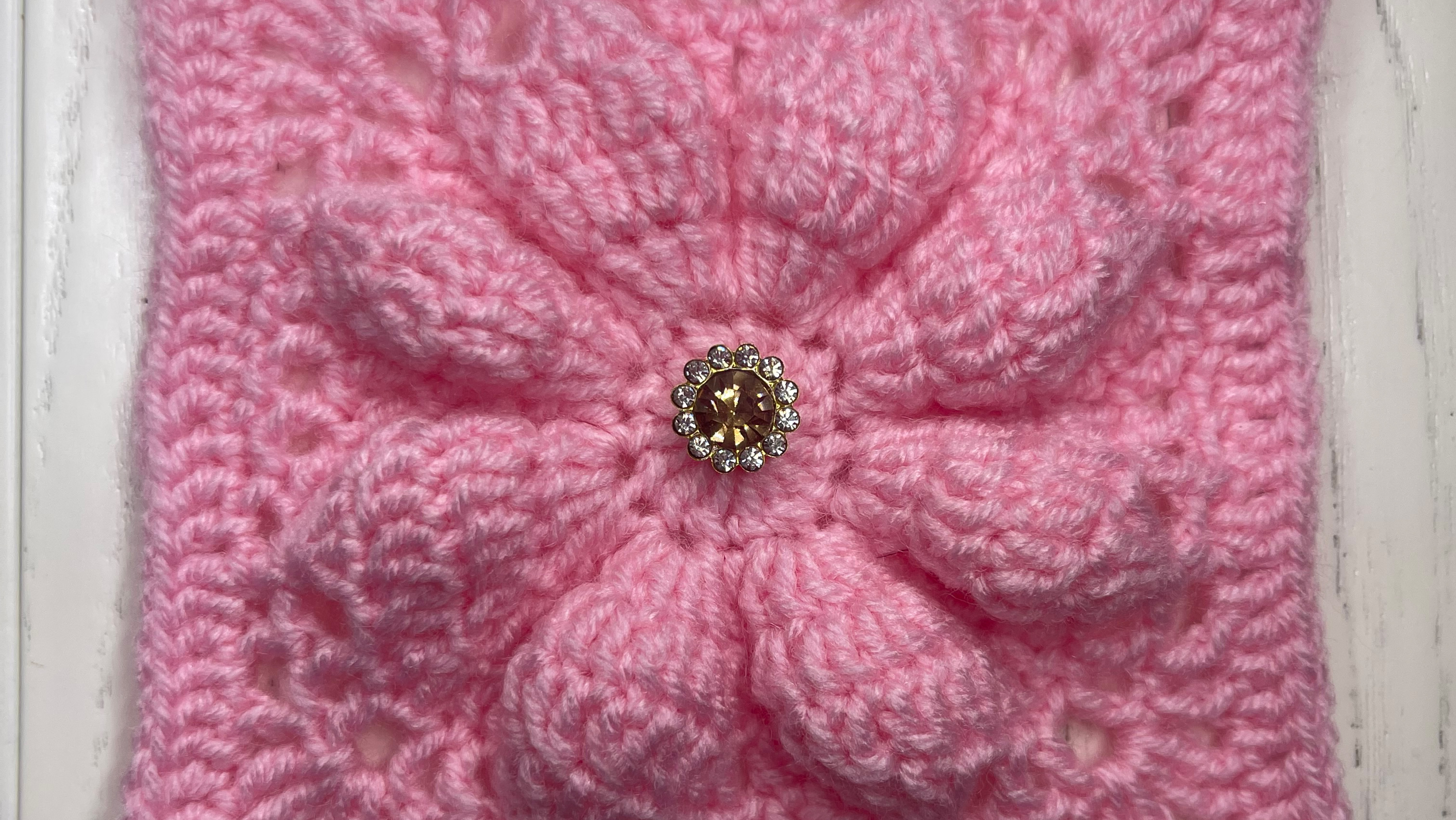 Квадратный мотив крючком с объемным цветком | Красивый цветочный мотив | Пошаговый мастер-класс