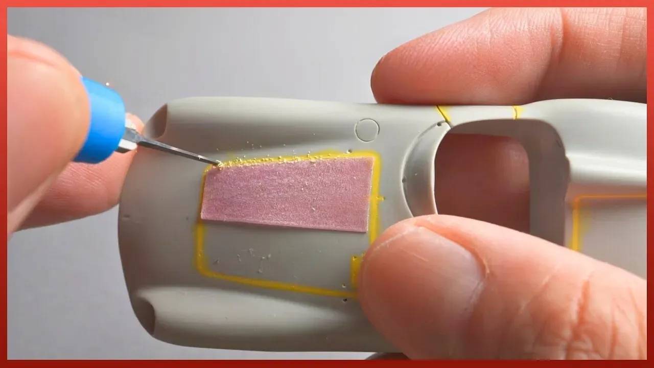 Мужчина построил гиперреалистичный автомобиль Ferrari в масштабе