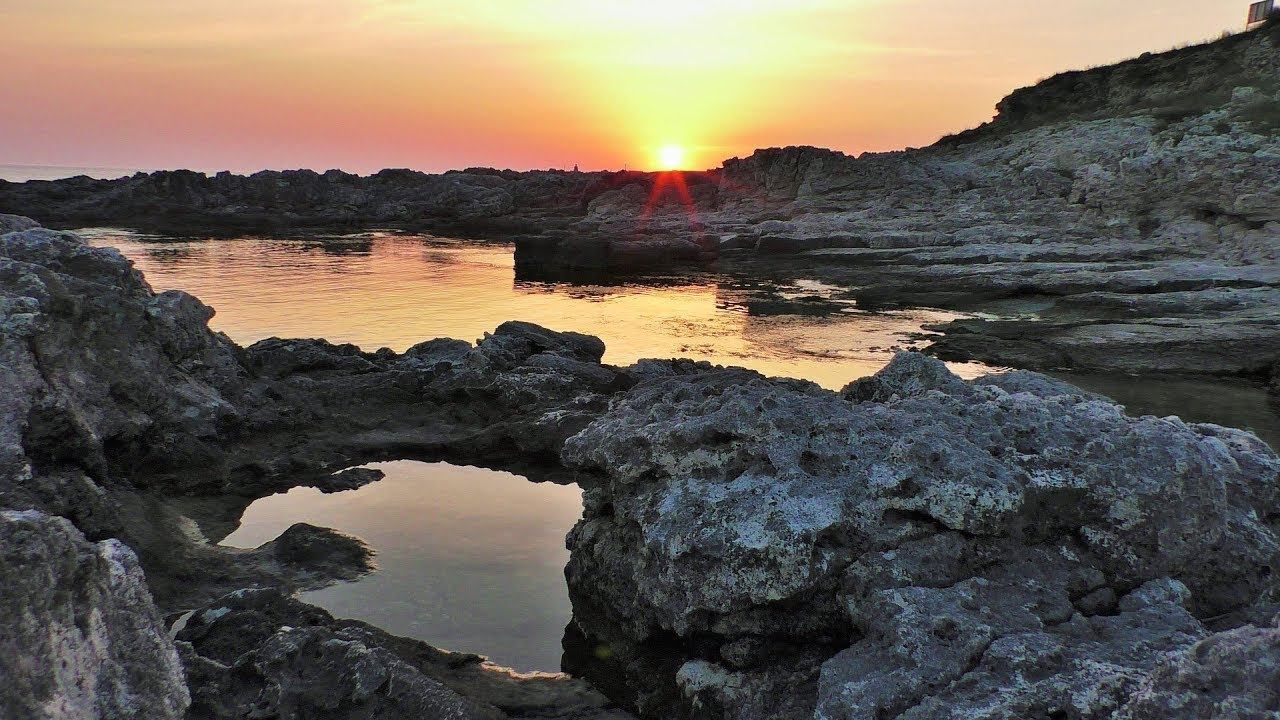 САМЫЕ КРАСИВЫЕ МЕСТА КРЫМА НА АВТОДОМЕ  . ТАРХАНКУТ.  ЧАСТЬ 2.