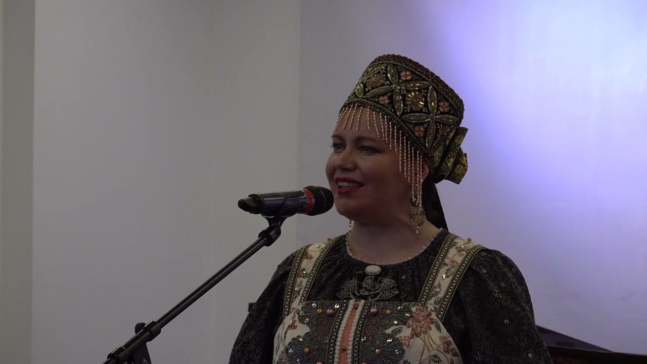 "Русский вальс", муз. Виктора Темнова, сл. О. Милявского, поёт Татьяна Семушина.