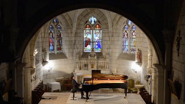 В. А. Моцарт. Соната для фортепиано № 14 до минор К. 457 / Кит Армстронг (зап. 18.05.2024)