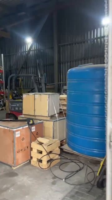 Склад компании Carvet в Москве