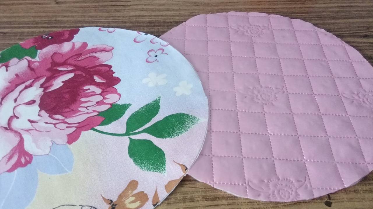 Будете удивлены - ВСЕГО 2 круга из ткани! Хорошая идея для подарка. Лоскутное шитье для начинающих