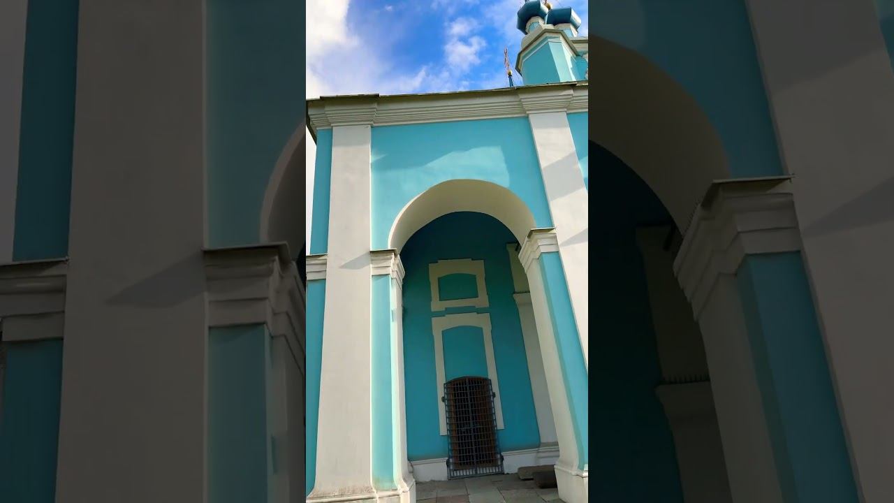 Как расползлись наши дни и уже никто не знает почему идут кругом часы и век за веком засыпает