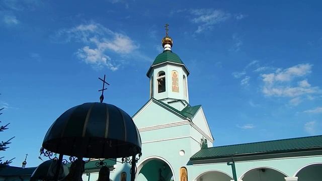 г. Воронеж. Звон колоколов. Храм Св. Митрофана на источнике. Звон колокольцев