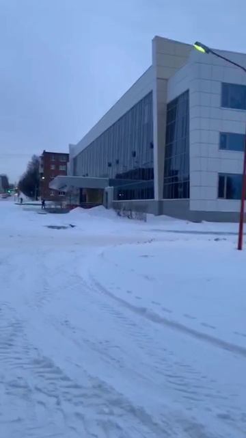 Подхожу к нашему бассейну 😚