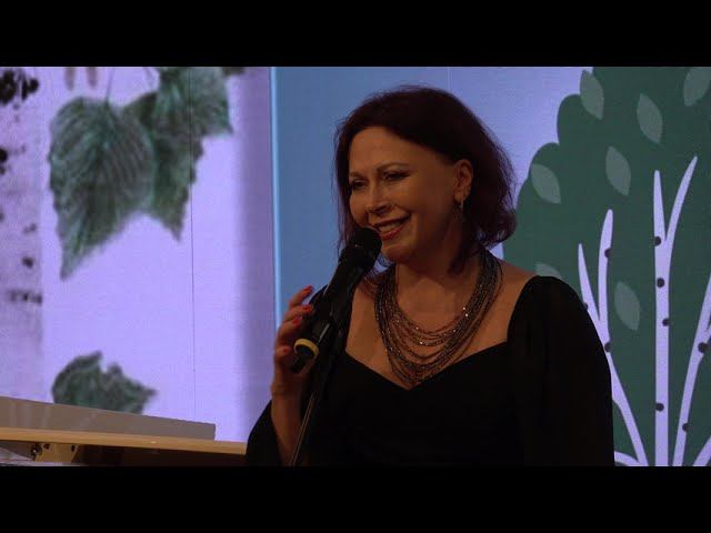 "Вальс о вальсе", муз. Э. Колмановского, сл. Е. Евтушенко, поёт Татьяна Ветрова