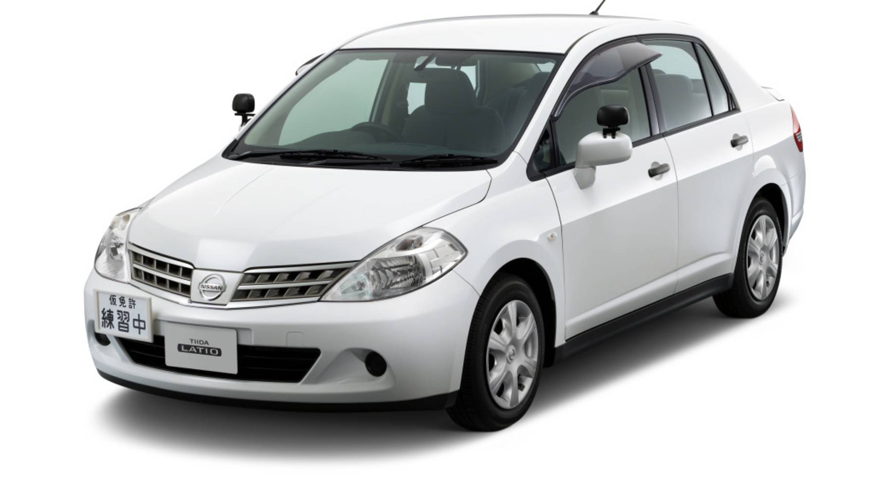 Nissan Tiida Latio, после ремонта стало только хуже.