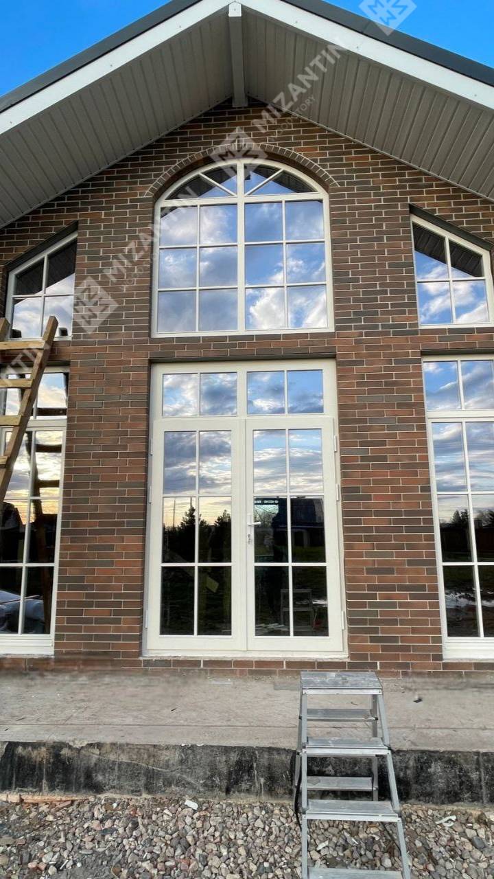 Остекление загородного дома. Деревянные окна из сосны. г. Великий Новгород