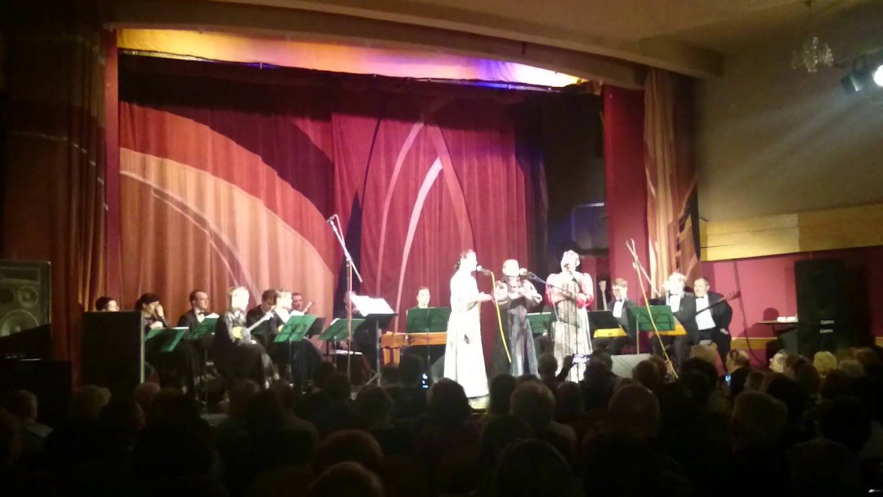 "Выткался на озере алый свет зари". Автор текста: С. Есенин Автор музыки: А. Покровсковский.