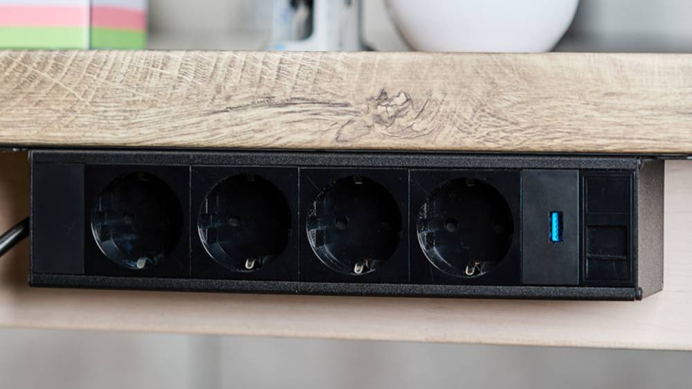 Накладной модульный розеточный блок INRIOR серии LD-DIN (монтаж и установка)