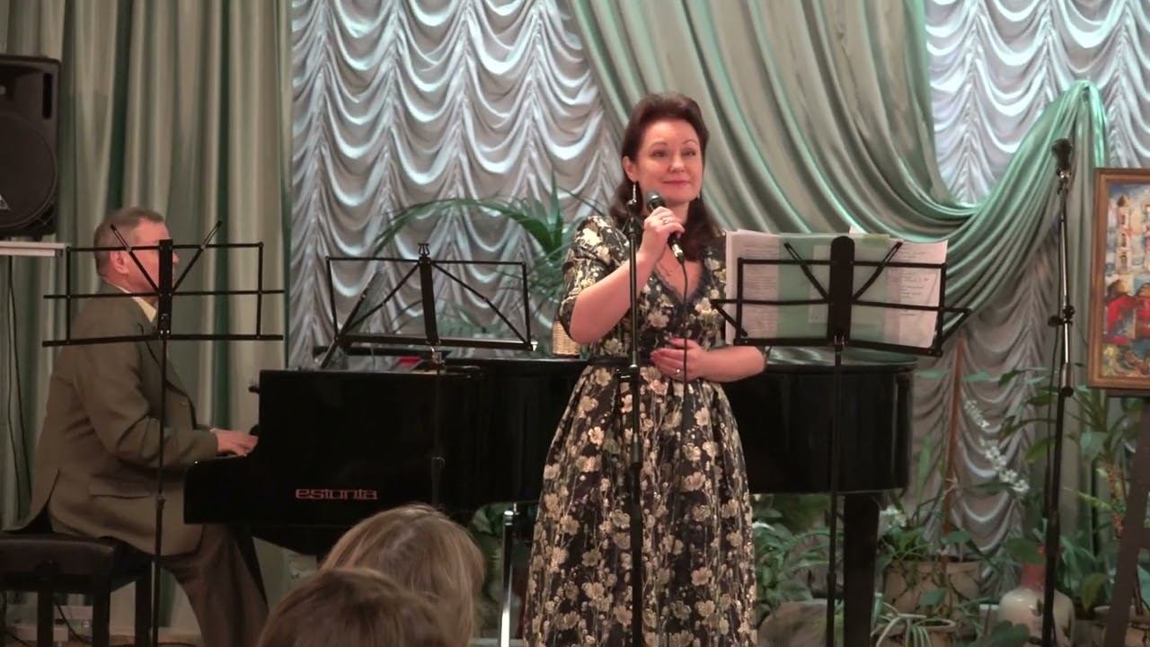 "Ивушка неплакучая". Муз. А. Мажукова, сл. А. Парпары. Поёт Наталья Пашкова.