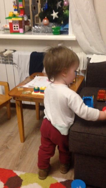 Тём, покажи как ты машины катаешь