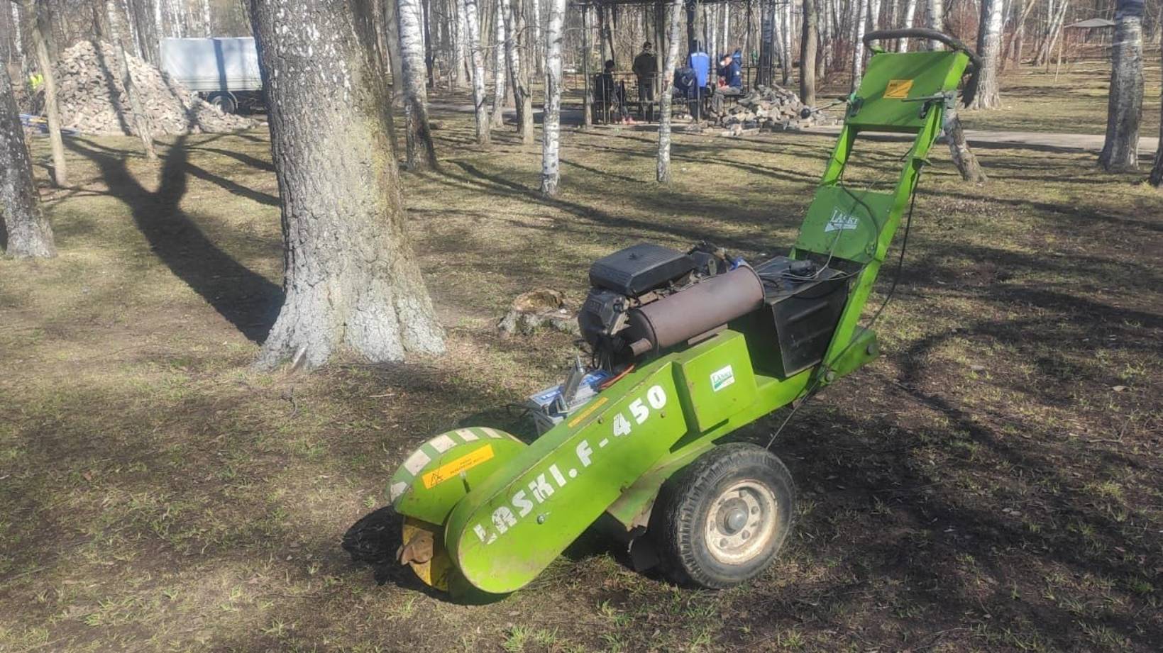 Измельчитель пней Laski F450 | Аренда станков