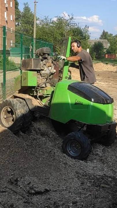 Измельчитель пней Laski F-500 | Аренда станков