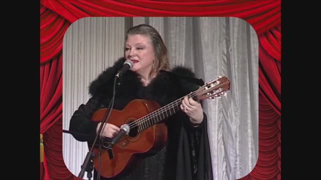 Песню "Баллада о Синей птице" исполняет Валентина Игнатьева