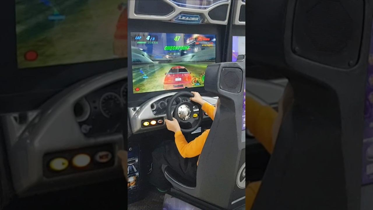 В играх это нравится, но мы не хотим этого в жизни #gaming #games #игры #simracing #racing #nfs