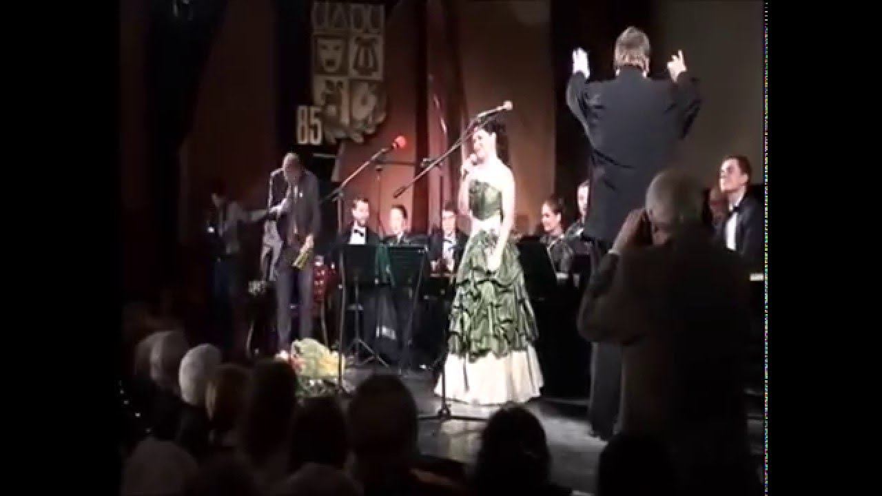 "Ходит любовь". Музыка Аверкина. Стихи Андрианова.