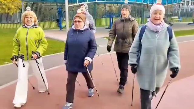 ВСЕГДА Оздоровительные Прогулки и Занятия в парке Царицыно в 10:00, Танц-Сцена, м ОРЕХОВО,2-й выход!