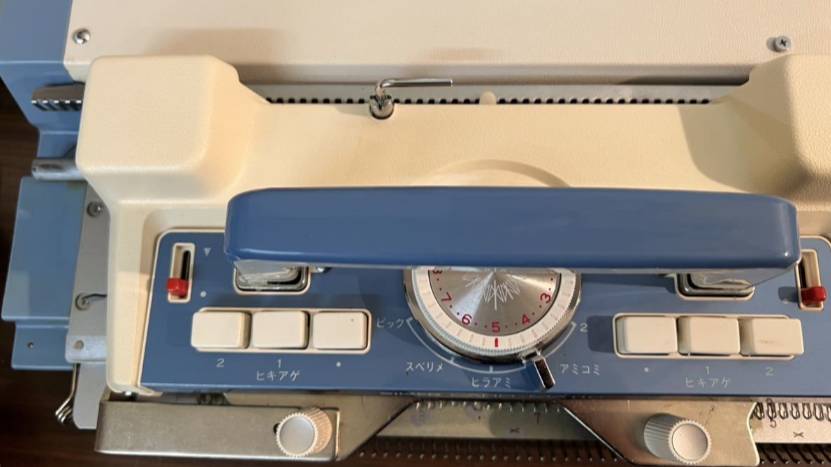 Как вязать узоры на вязальной машине Knitmaster Empisal 301/302/303/305 / 311/ Singer / Silver Reed