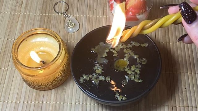 На улучшение отношений с деловыми партнерами, коллегами, чиновниками🍏🍏🍏Свеча желаний 🍏🍏🍏