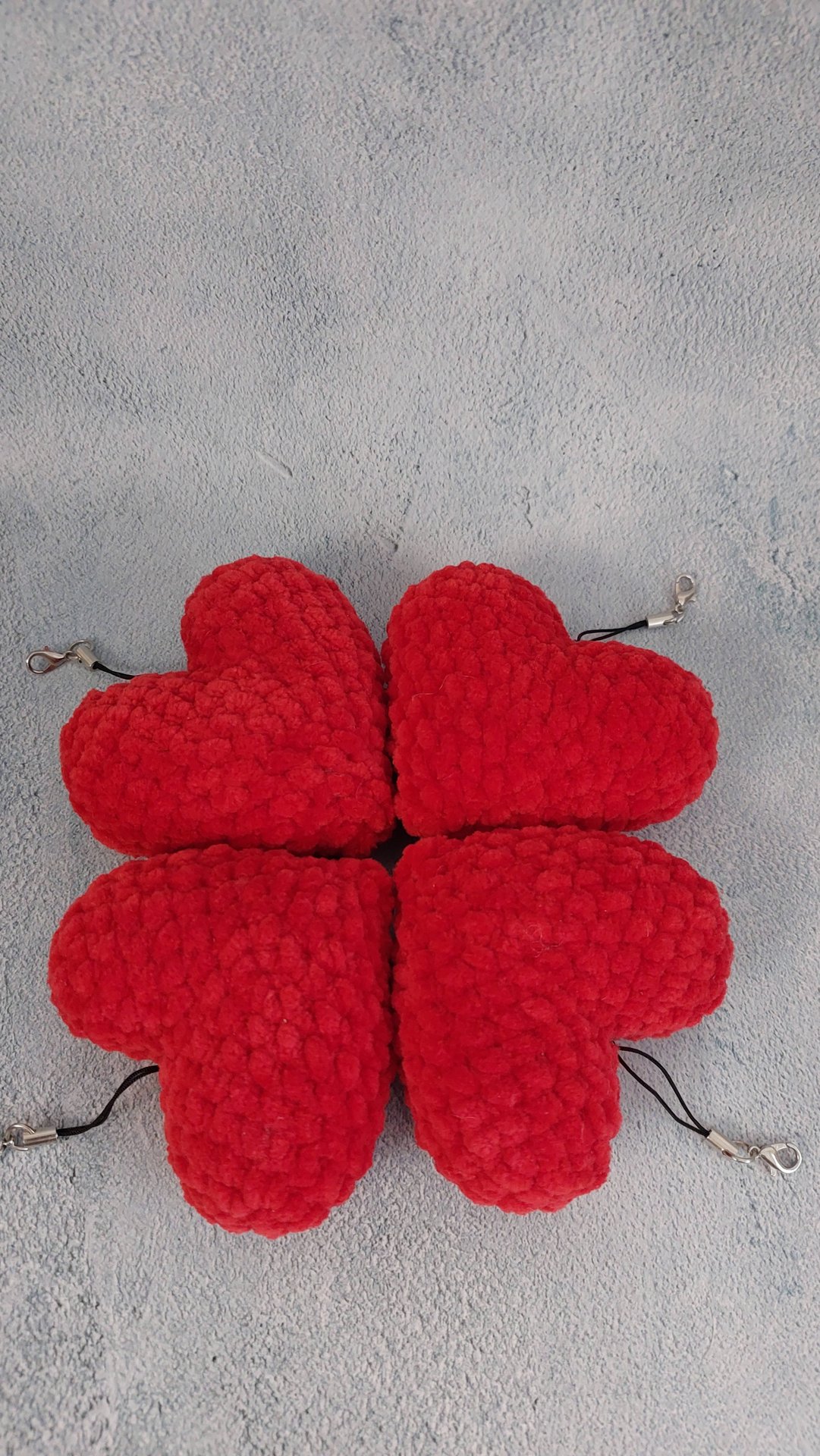 НЕЖНЕЙШЕЕ алое сердце крючком из плюшевой пряжи💞😍 Ссылка на МК в описании и комментариях