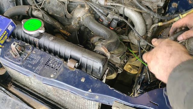 W123 230TE универсал. Оживление после 10+ лет простоя. Часть 1_ тормоза, гур.