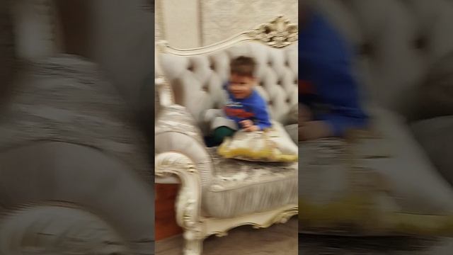 паркур 
Дани Автор Александр Чумаков я