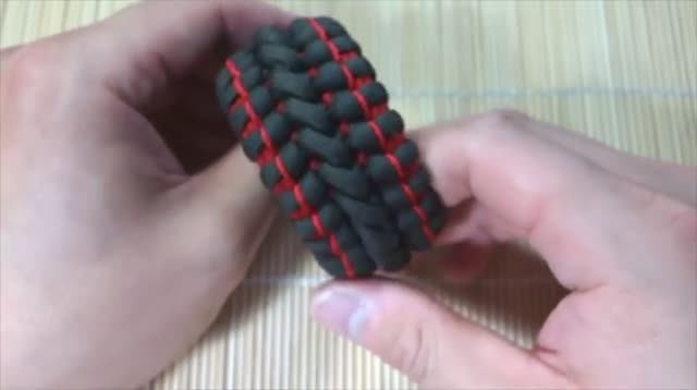 How to Make the Stitched Bane s Cuff Paracord Bracelet Tutorial_270p_360p