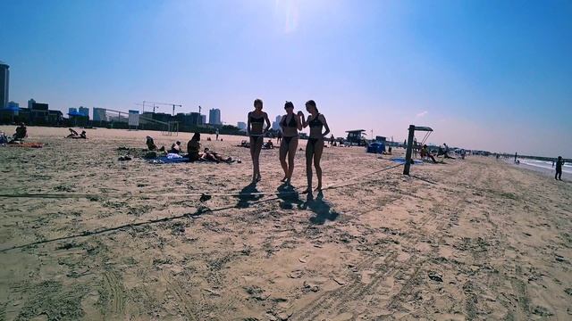 2025.02.01. ОАЭ. Шарджа.  Al Khan Beach. Фотогеничный пляж ...