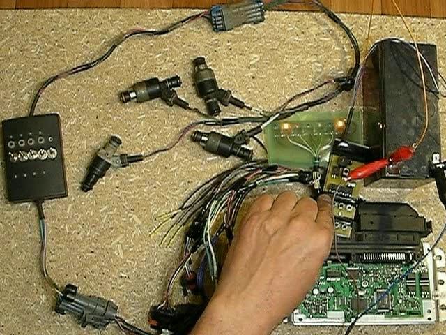 ЭБУ Январь 7.2  проверка канала форсунок