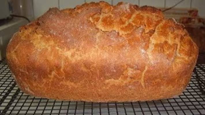 Серый хлеб. Маринкины творинки. Всем МИРА и Добра!