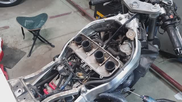 Мотодневник Honda CBR400RR NC23 Карбюраторы снятие разборка чистка сборка