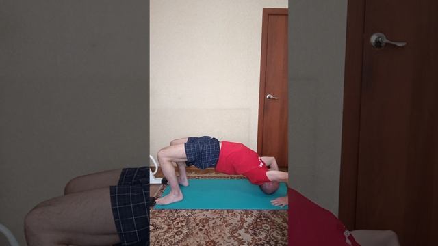 УРДХВА ДХАНУРАСАНА - ЧАКРАСАНА