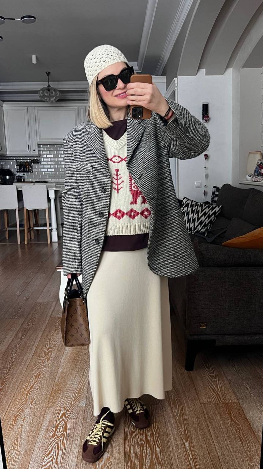 очень смелый образ на весну. Намешала стилей. Как вам?