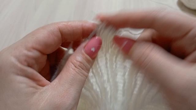 Манишка- уголок спицами