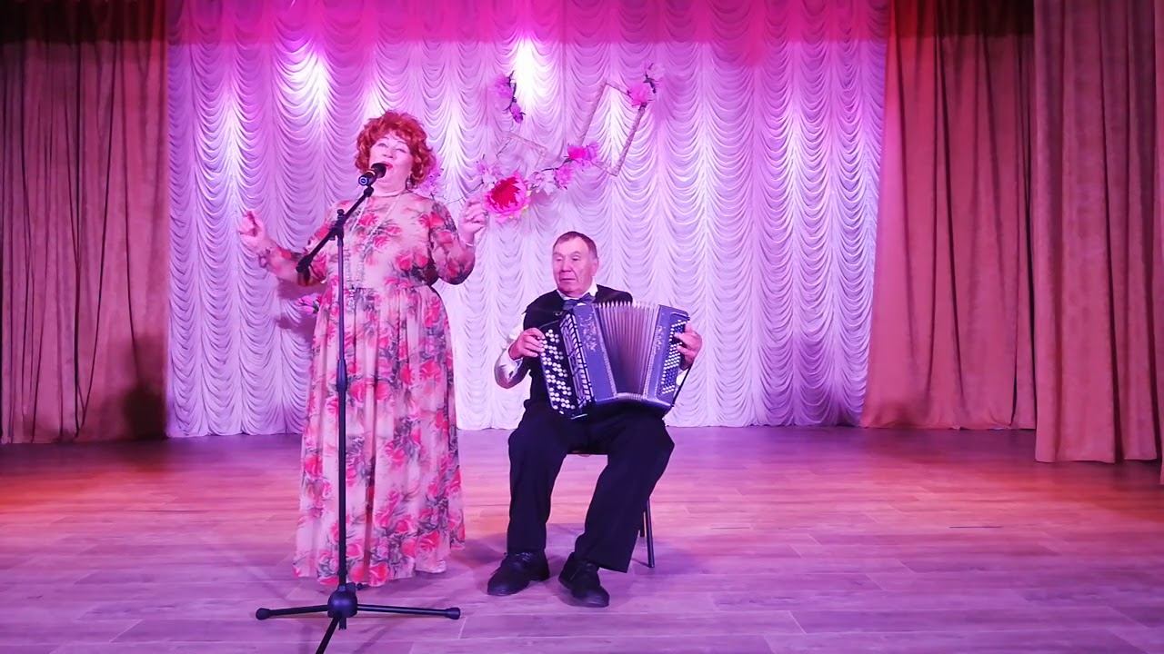 Наталья Нечаева - "Белый тополь, белый клен" (аккомп. Николай Швидко)