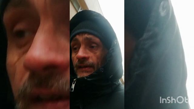 Как правильно говорить на или в Украину. Правильно будет "До" Украины))))