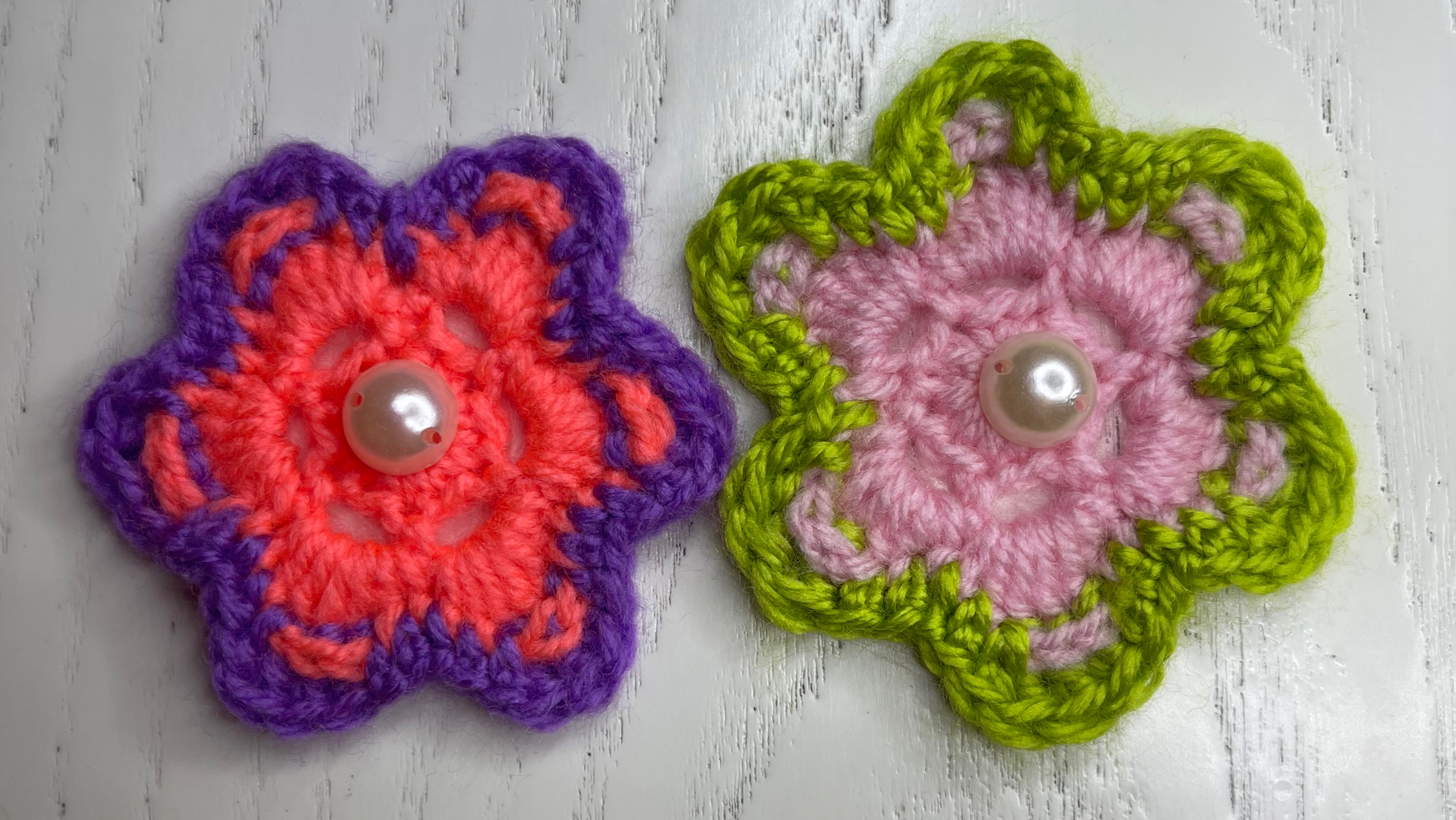 Красивый цветок крючком | Простой вязаный цветок для начинающих | Мастер-класс