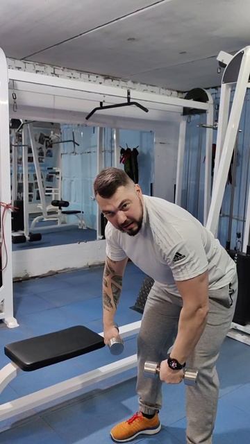 Летящий орёл