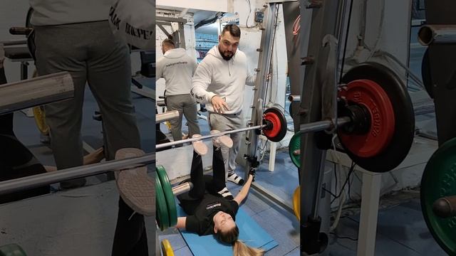 Смит: Жим ногами