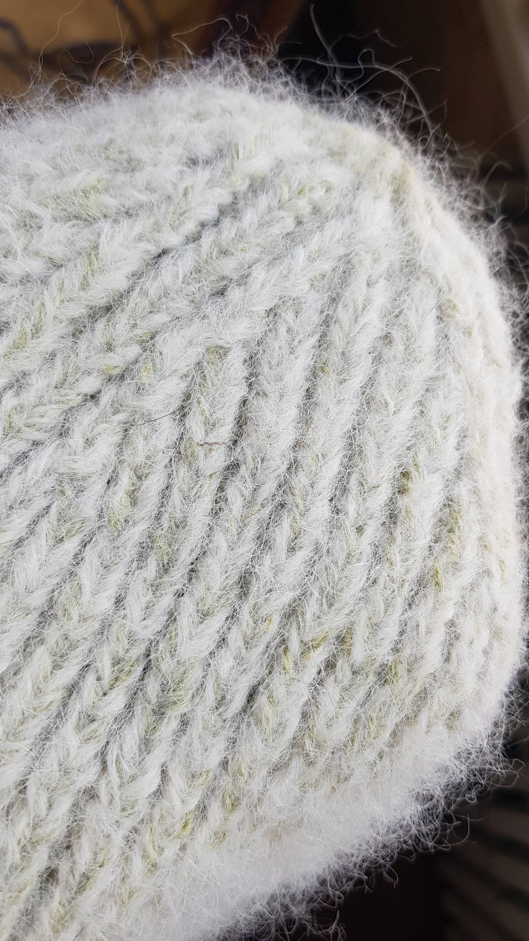 Финишная обработка шапки из пуха Сури альпака / Начесывание - для придания шапке большей пушистости