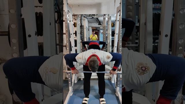 Протяжка штанги в наклоне